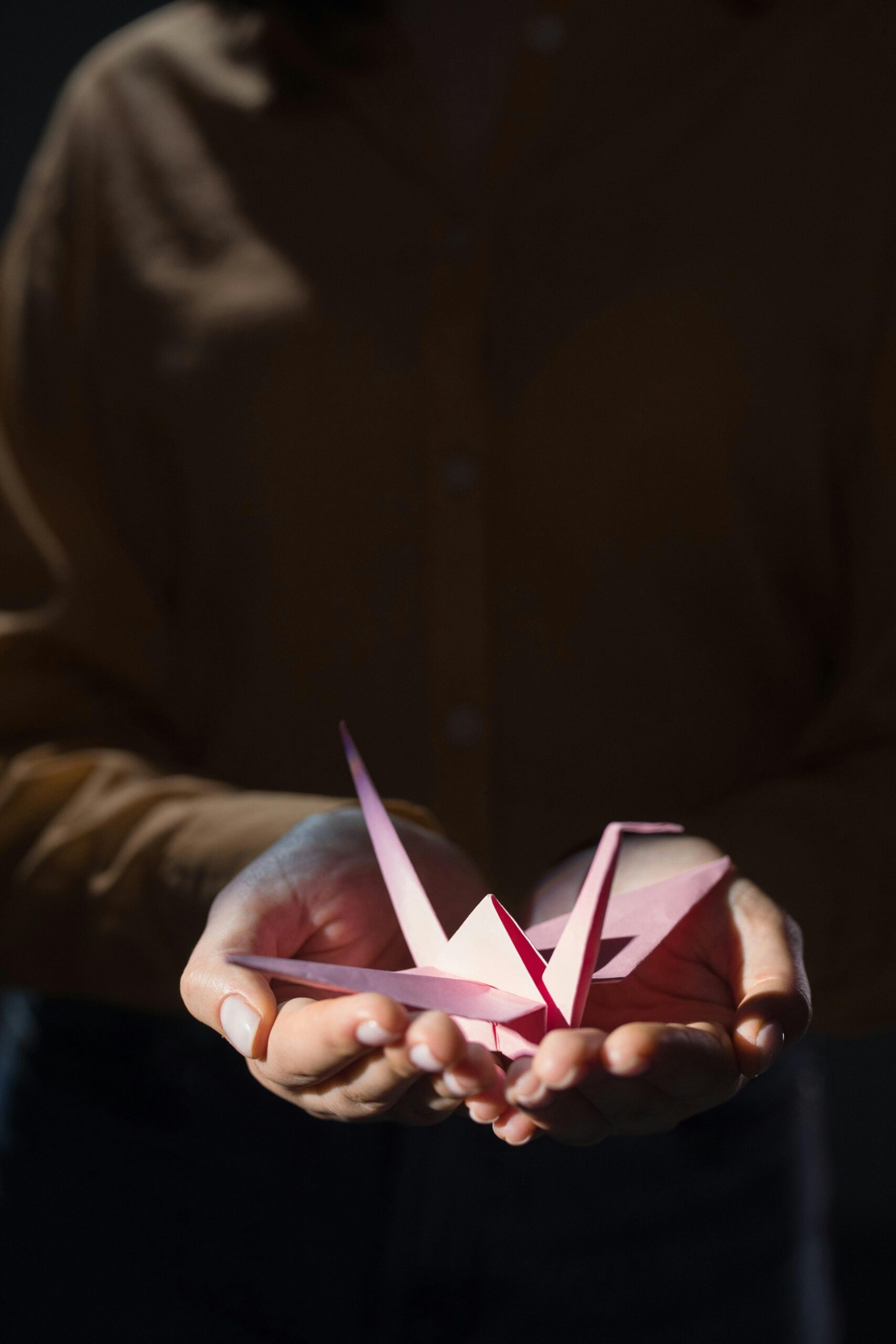 The therapeutic benefits of practicing origami - Build, create ...